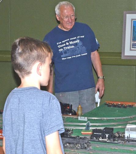 PHOTO GALLERY: Tehachapi Loop Railroad Club model train show ...