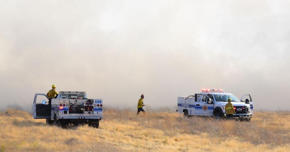 Crews knock down fire that shuts Highway 58 near Tehachapi | News ...