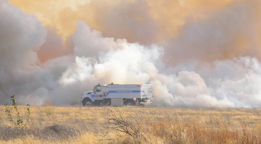 Crews knock down fire that shuts Highway 58 near Tehachapi | News ...