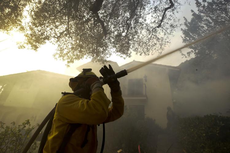 PHOTO GALLERY: Tehachapi firefighters battle Southern California fires ...