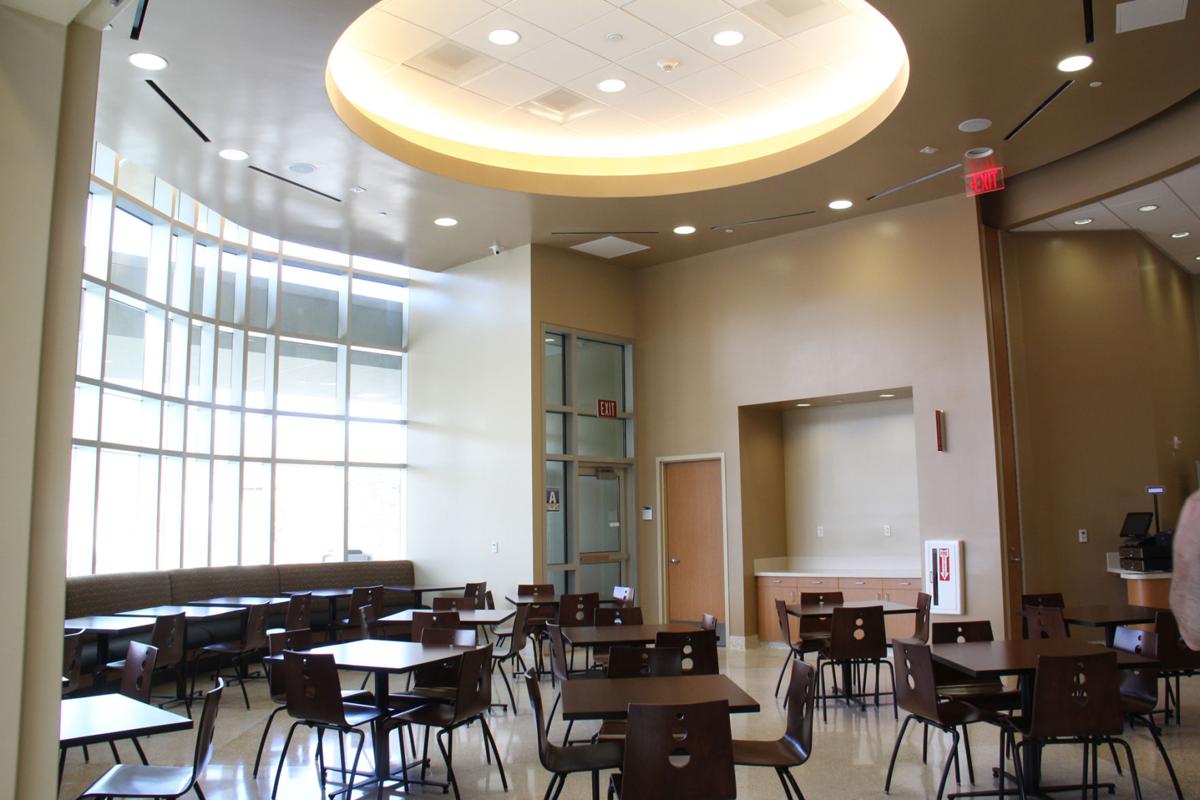 More than a thousand tour new Adventist Health Tehachapi Valley ...