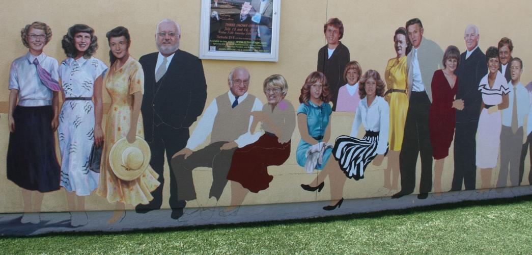 BeeKay Mural taking shape at Centennial Plaza | News | tehachapinews.com