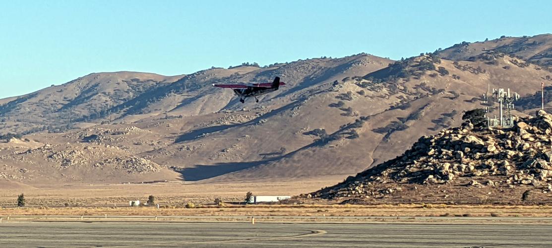 Student-built airplane has successful first flight at Tehachapi ...