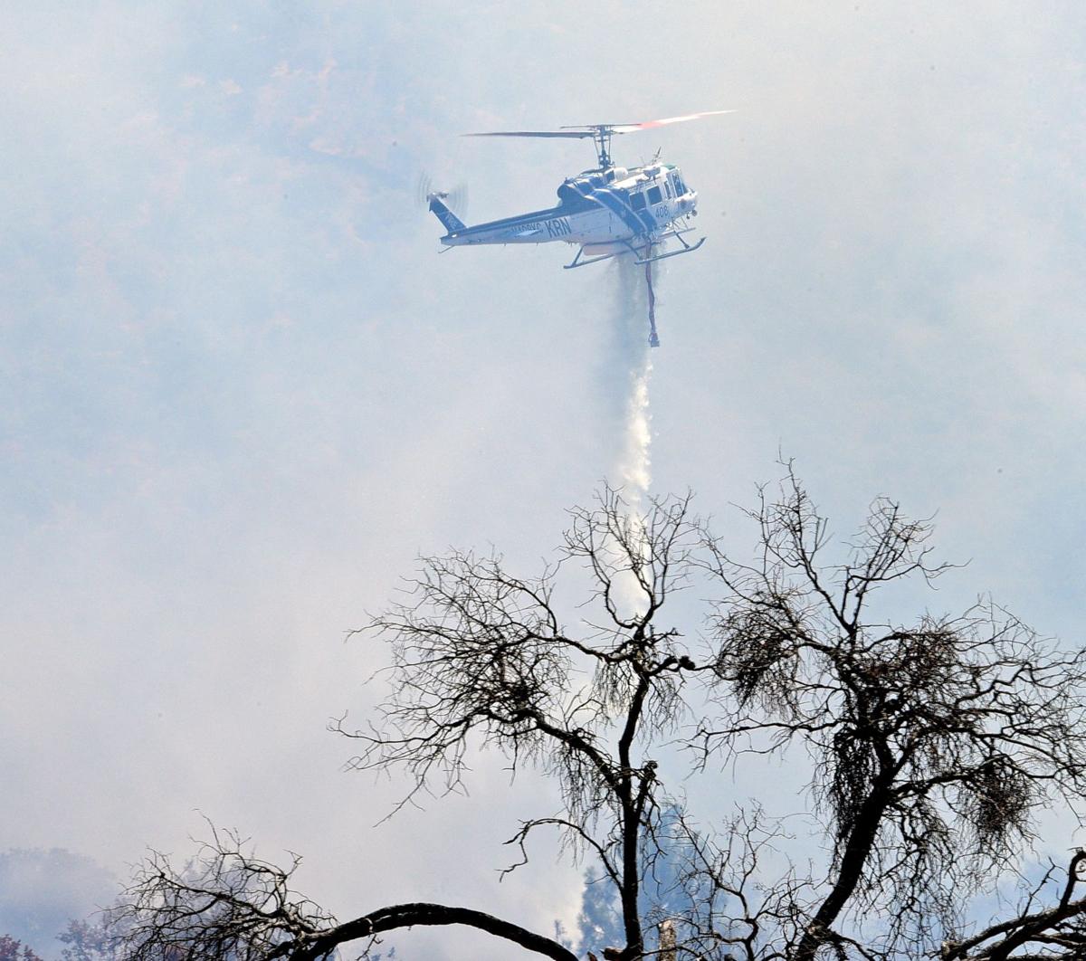 PHOTO GALLERY: Hart Flat fire held to 35 acres | News | tehachapinews.com