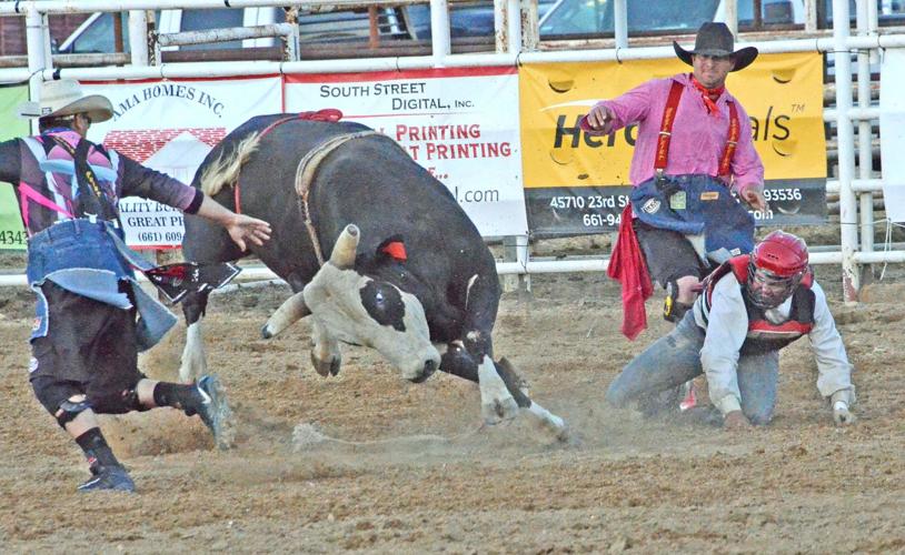 PHOTO GALLERY: 55th Annual Tehachapi Mountain PRCA Rodeo | News ...