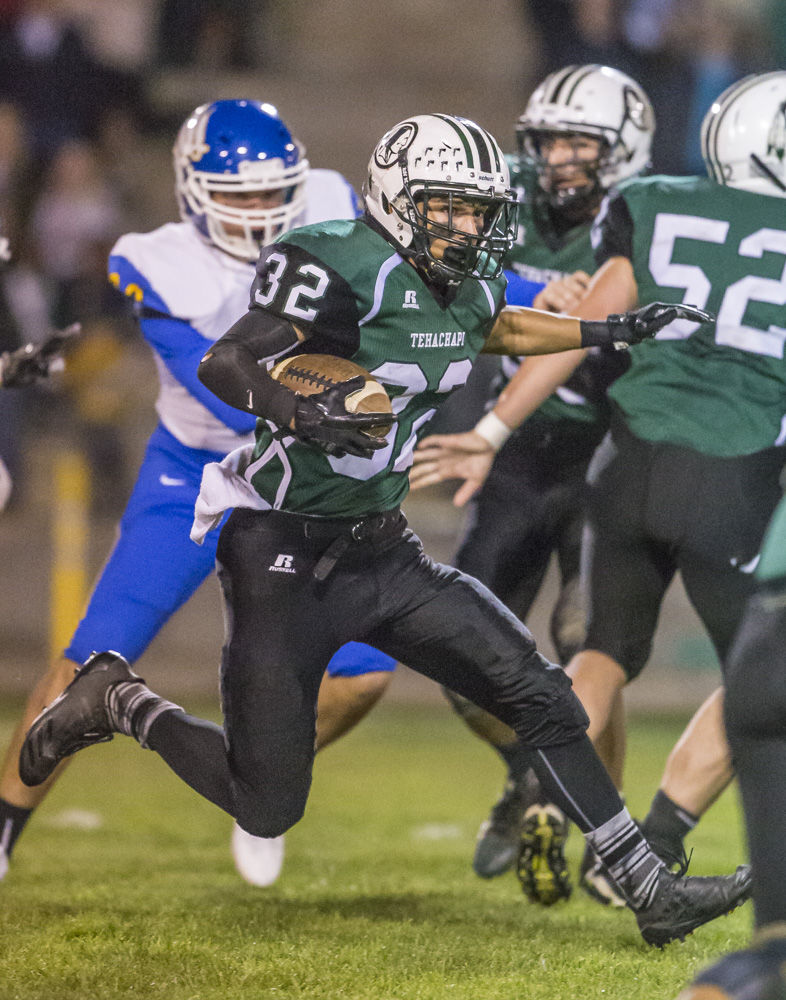 PHOTO GALLERY: BCHS Eagles play the Tehachapi Warriors, Sept. 15 ...