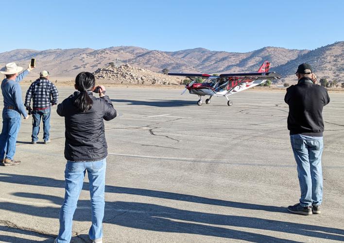 Student-built airplane has successful first flight at Tehachapi ...