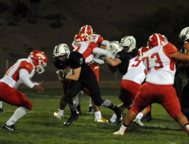 Warriors refusing to fold despite 0-4 start | Sports | tehachapinews.com