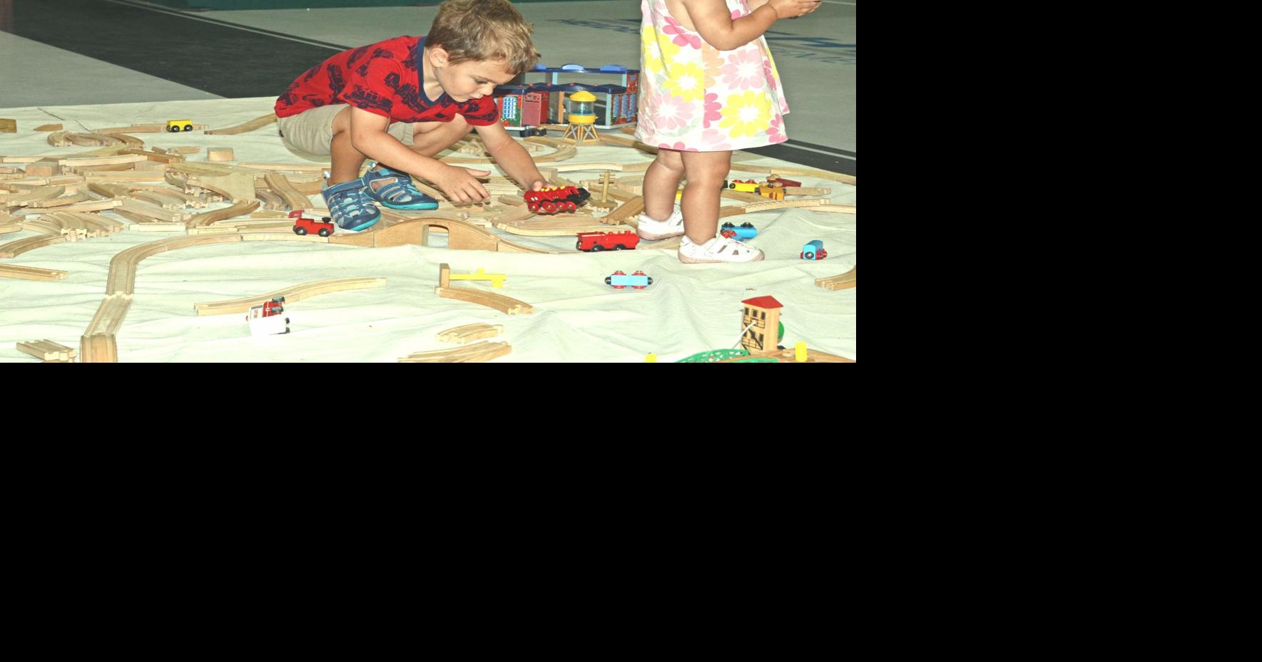 PHOTO GALLERY: Tehachapi Loop Railroad Club model train show ...