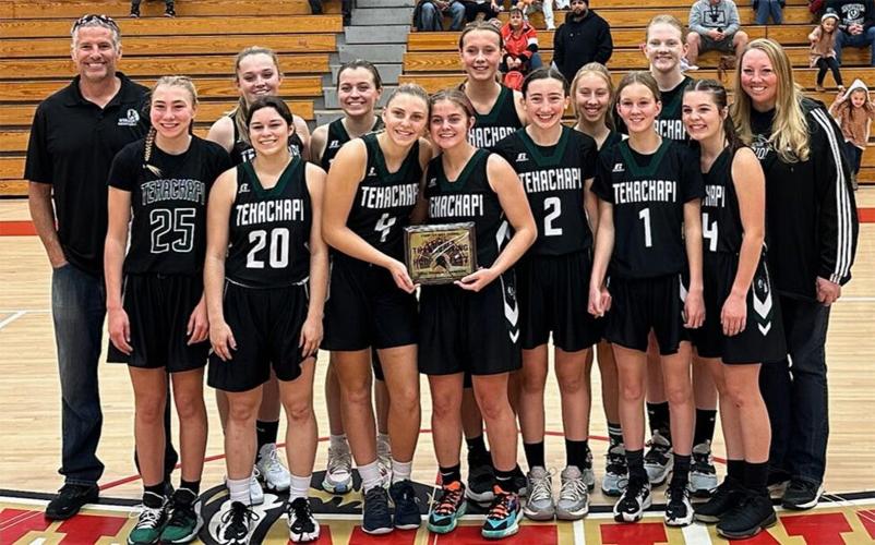 Lady Warriors unbeaten to start the season | Sports | tehachapinews.com