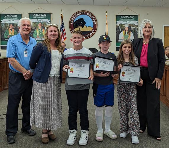 School board takes time out for awards | Lifestyle | tehachapinews.com