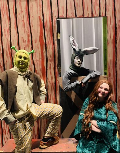Play preview: Roosevelt Middle School goes to Far Far Away in 'Shrek ...