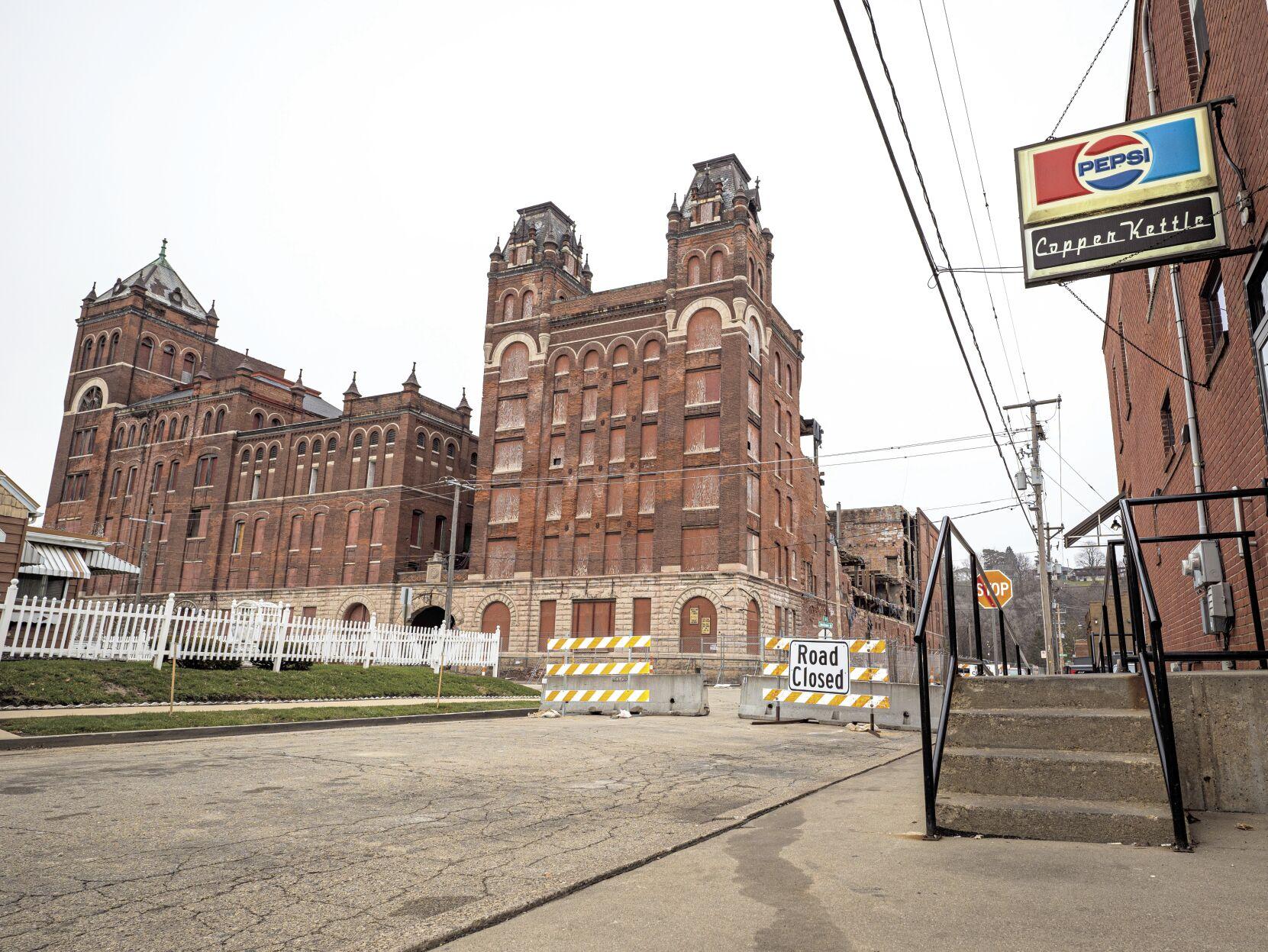 City receives update on Dubuque Brewing & Malting demolition | Tri ...