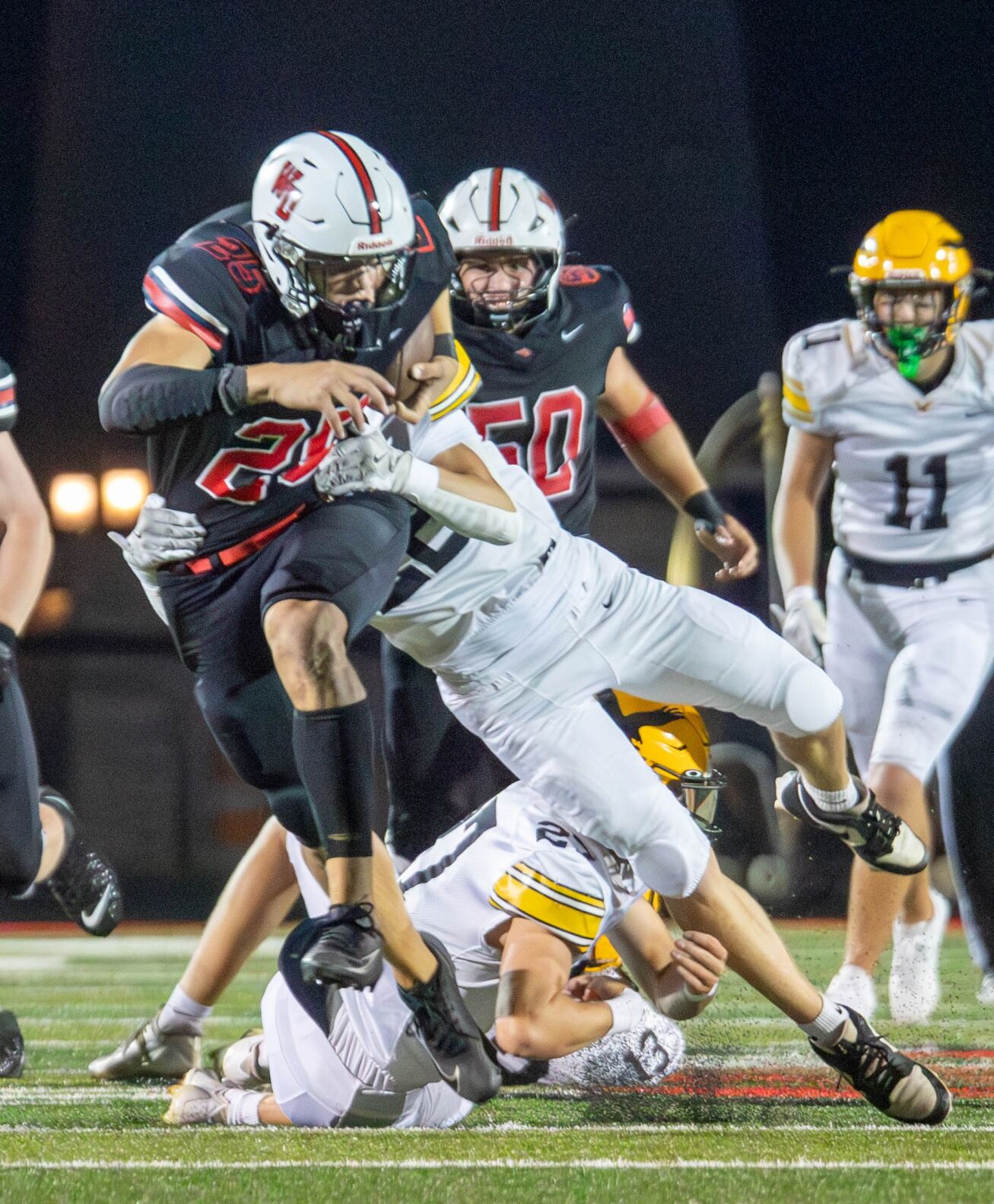 Prep football: WD grinds out win against Waverly-Shell Rock | Local ...