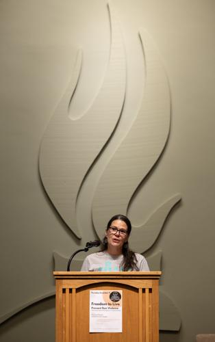 Dubuque event commemorates Sandy Hook mass shooting, educates on gun ...