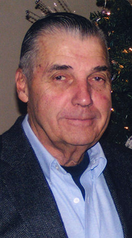 James E. Underhill | Obituaries Dubuque | telegraphherald.com
