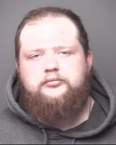 Authorities: Driver leads authorities on chase in Dubuque, admits to ...