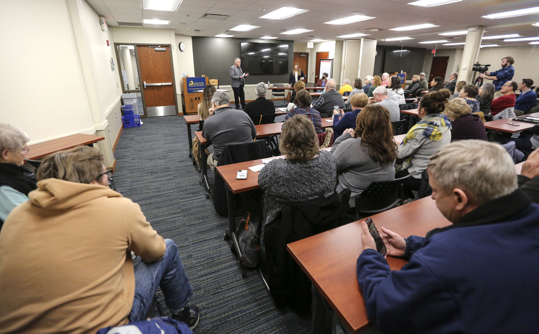Public input session | | telegraphherald.com