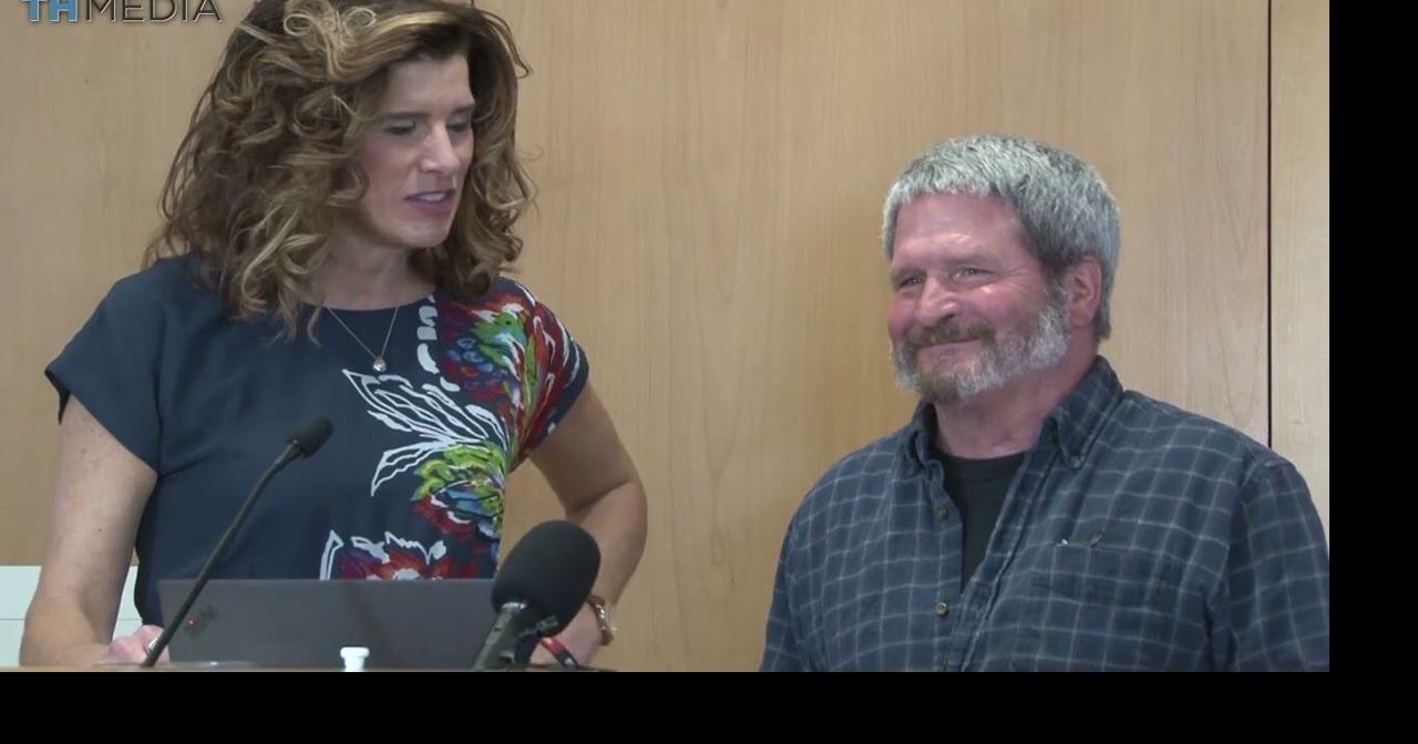 IA Lottery winner Earl Lape | News | telegraphherald.com