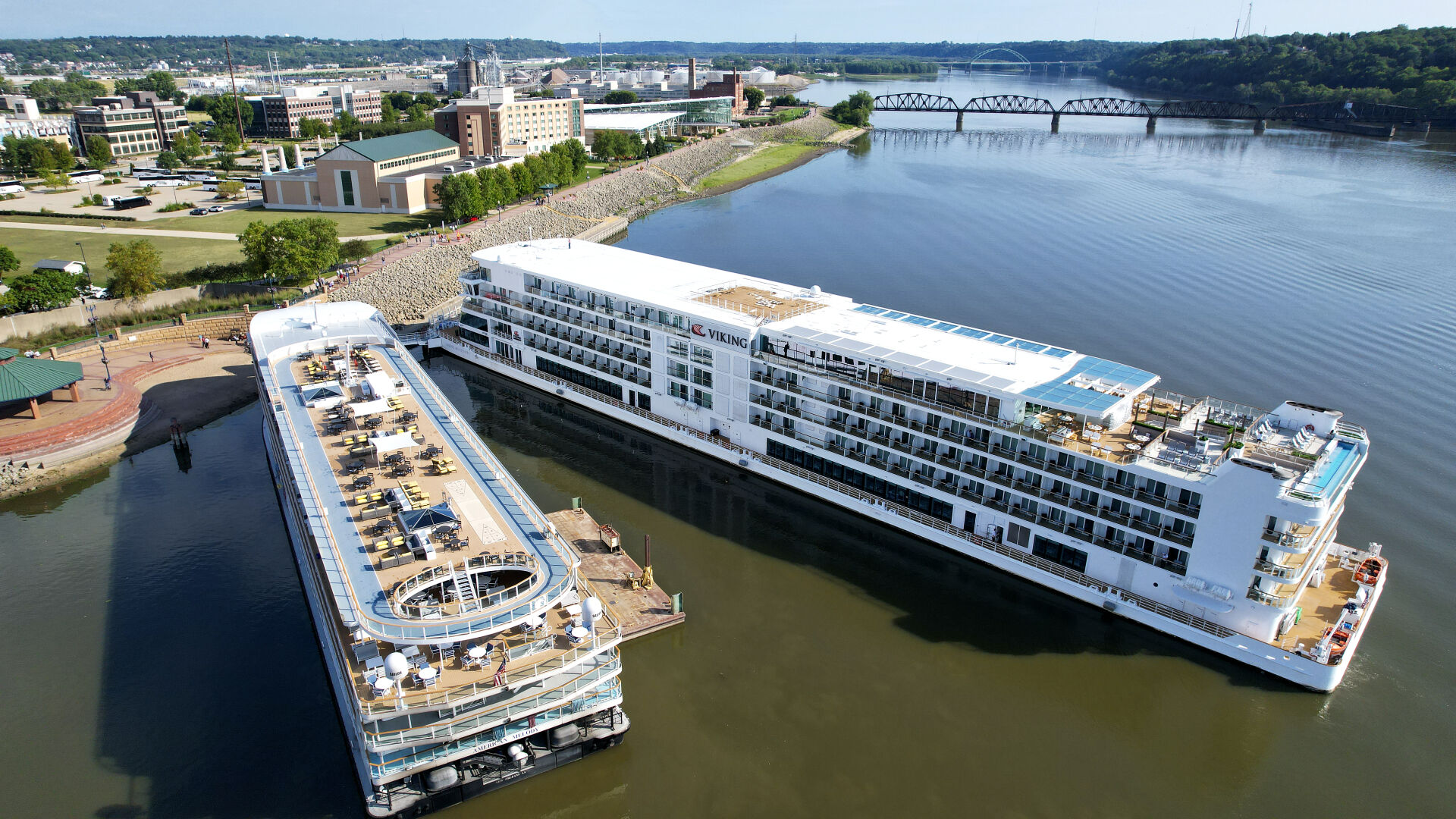 Travel Dubuque expects more riverboat traffic in 2025 as tourism booms ...