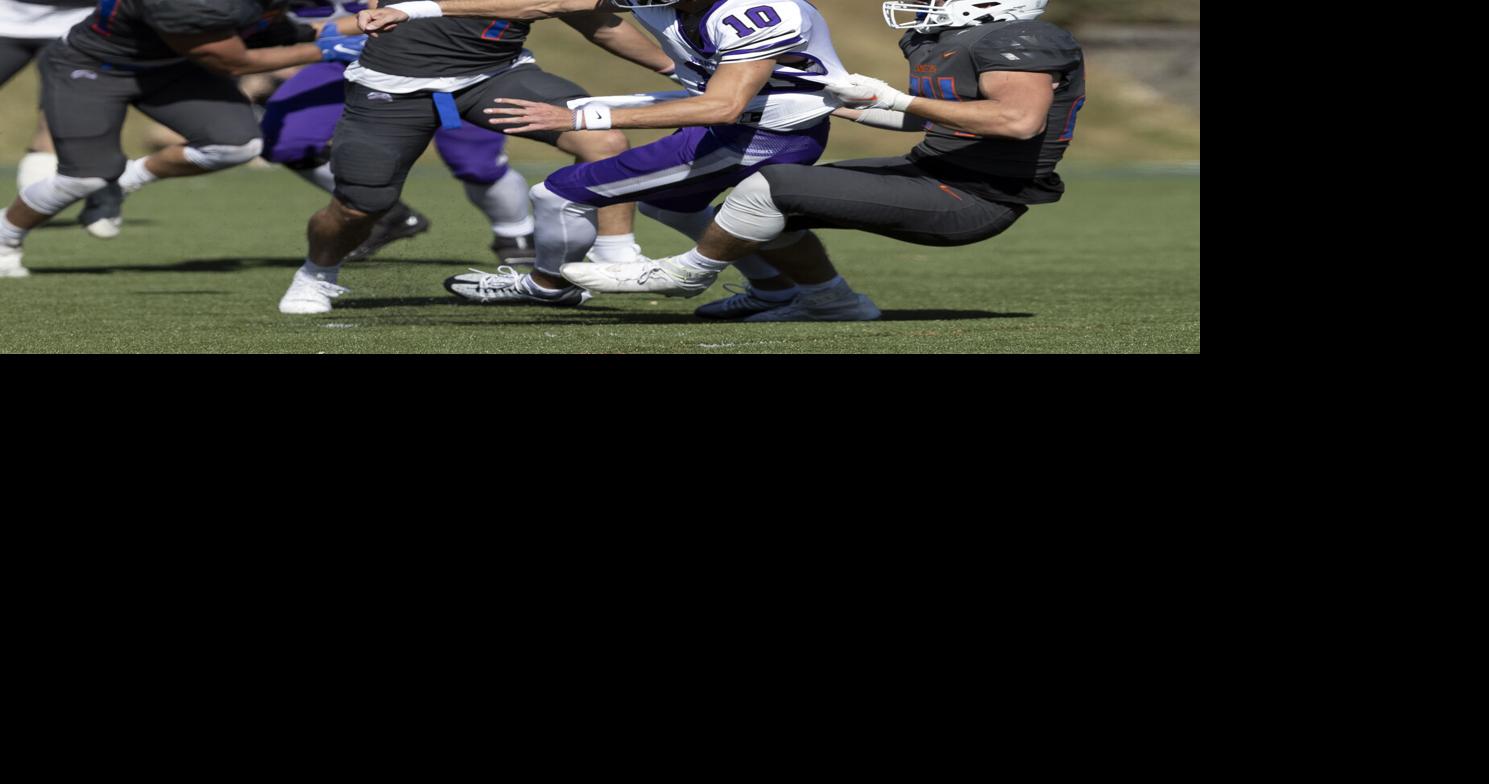 College football: Pioneers upset No. 3 Whitewater with stifling defense ...