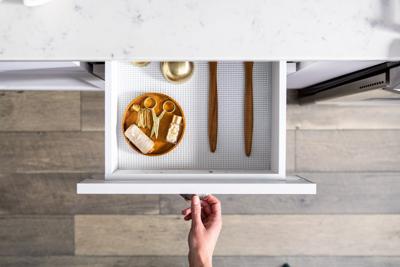 Home: 4 tips to minimize holiday clutter | Her | telegraphherald.com