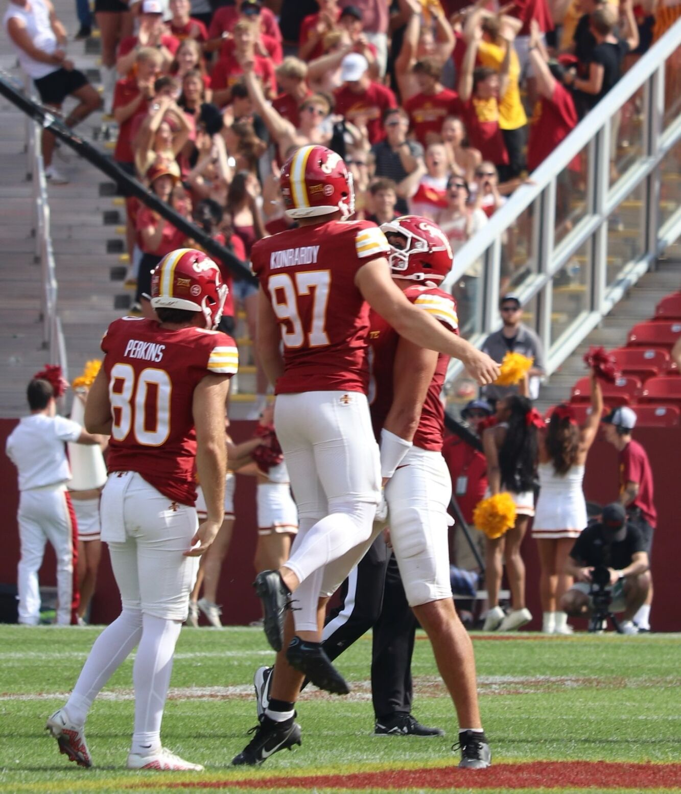 College football: Konrardy's record-breaking kick adds to confidence ...