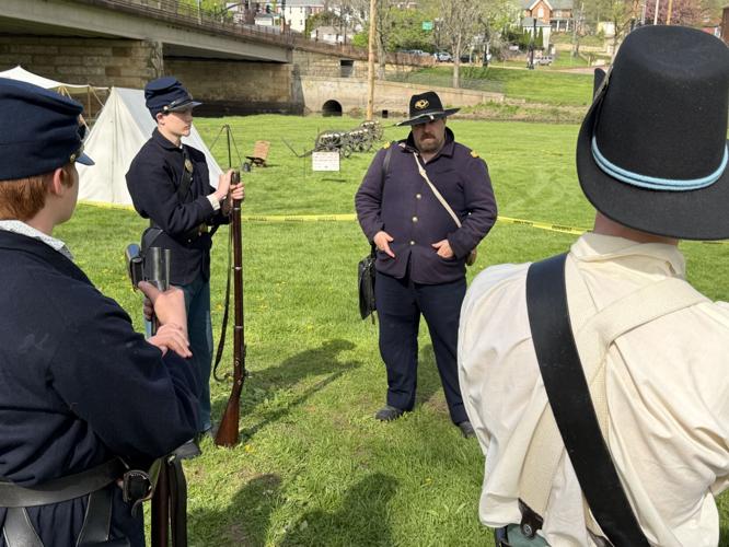 'Best history lesson:' Reenactors bring Civil War to life in Galena ...