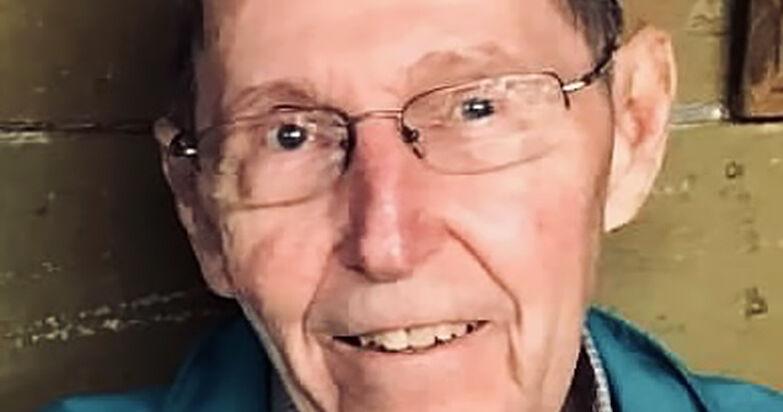 Howard D. Pigg | Obituaries Dubuque | telegraphherald.com