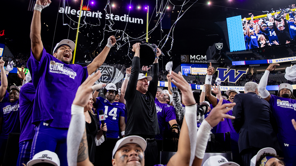 College notebook: Brautigam serving on Washington football staff ...