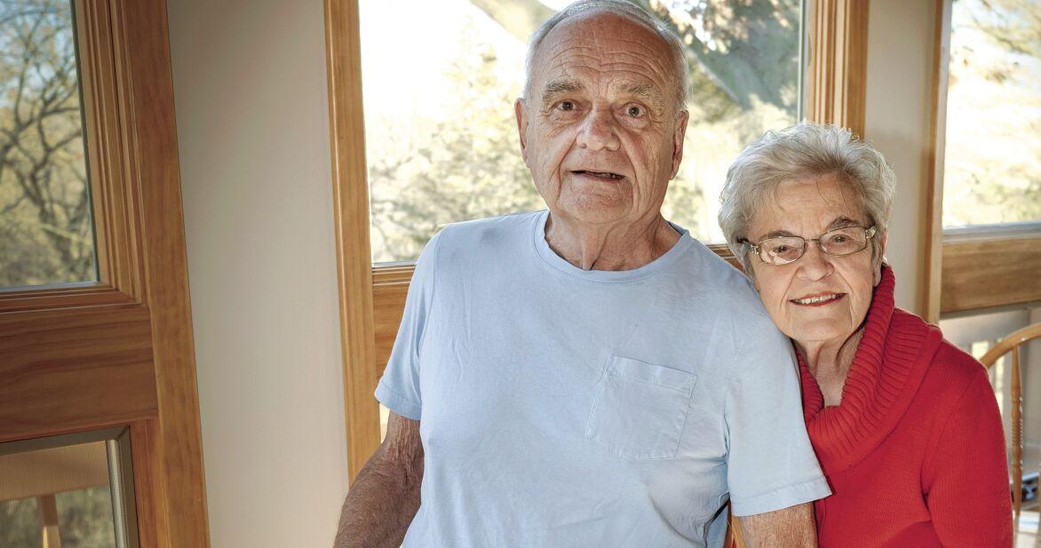 Love That Lasts: Married 54 years, Dubuque couple enjoys 'celebrity ...