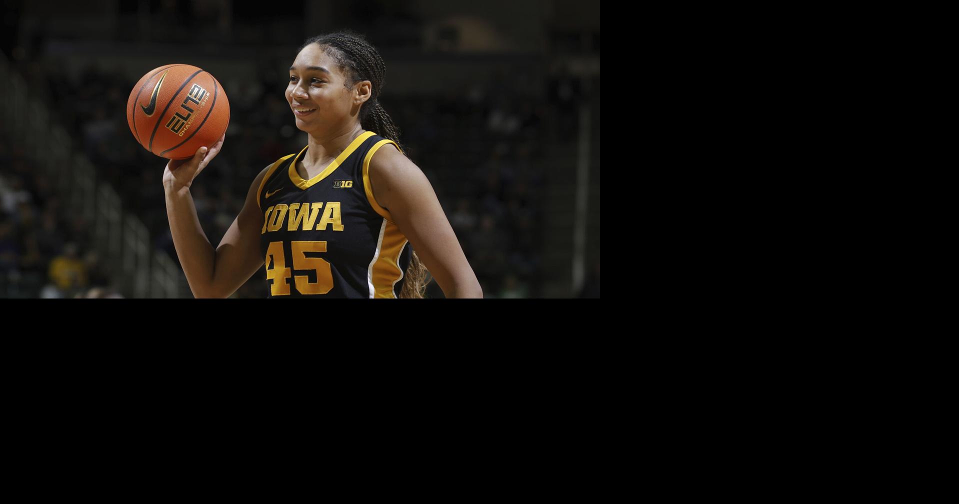 No. 23 Iowa women use big 4th quarter to get past Gabby Elliott and ...