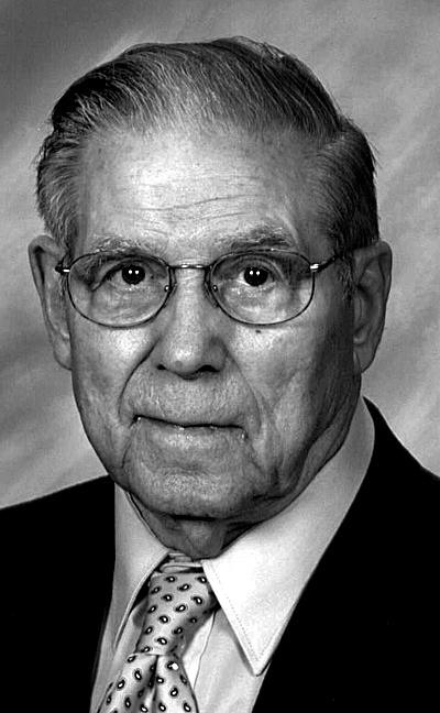 Raymond J. Simon | Obituaries Dubuque | telegraphherald.com