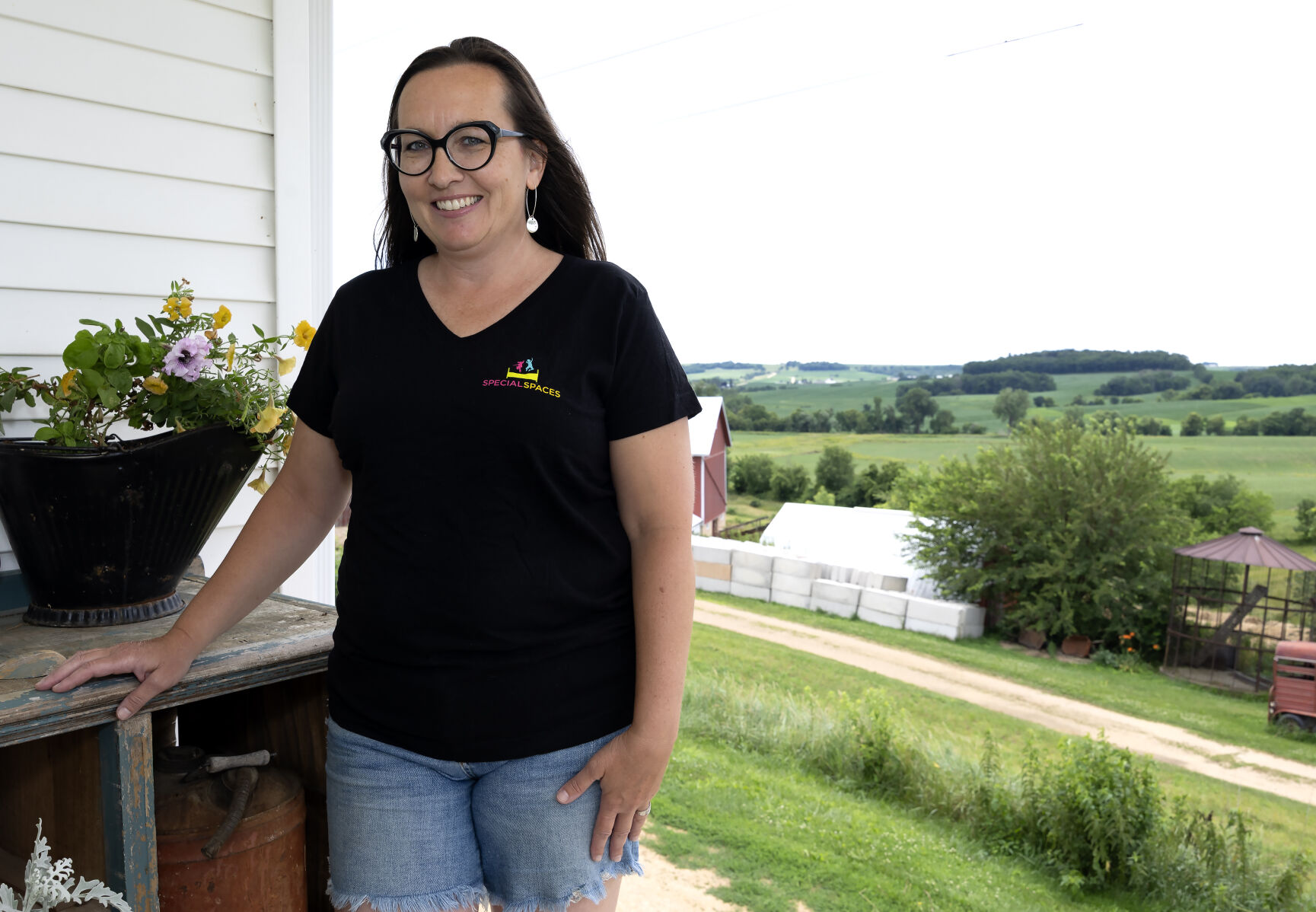 Person who makes a difference: Balltown woman helps transform bedrooms ...