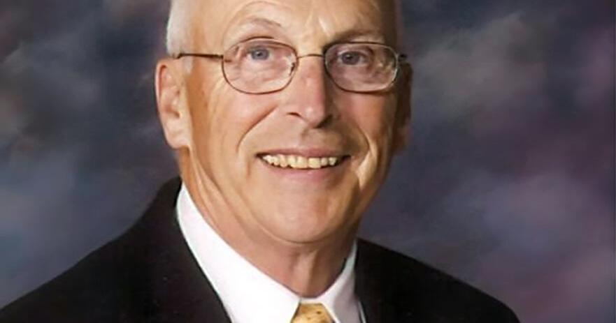 Mike E. Vance | Obituaries Dubuque | telegraphherald.com