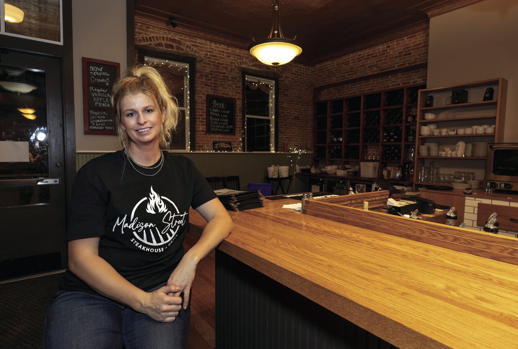 Biz Buzz Monday: SW Wisconsin steakhouse hopes to serve up local flavor ...