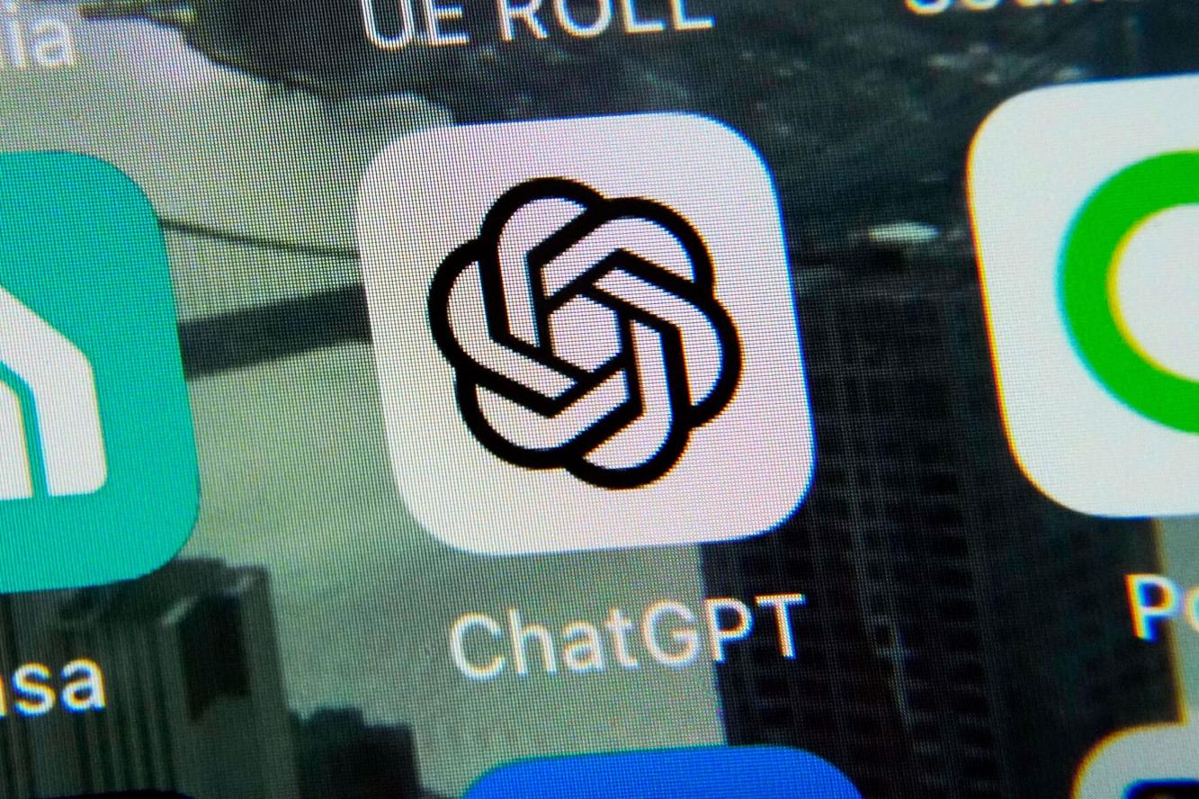AI chatbots are helping people communicate with dating partners. Here ...