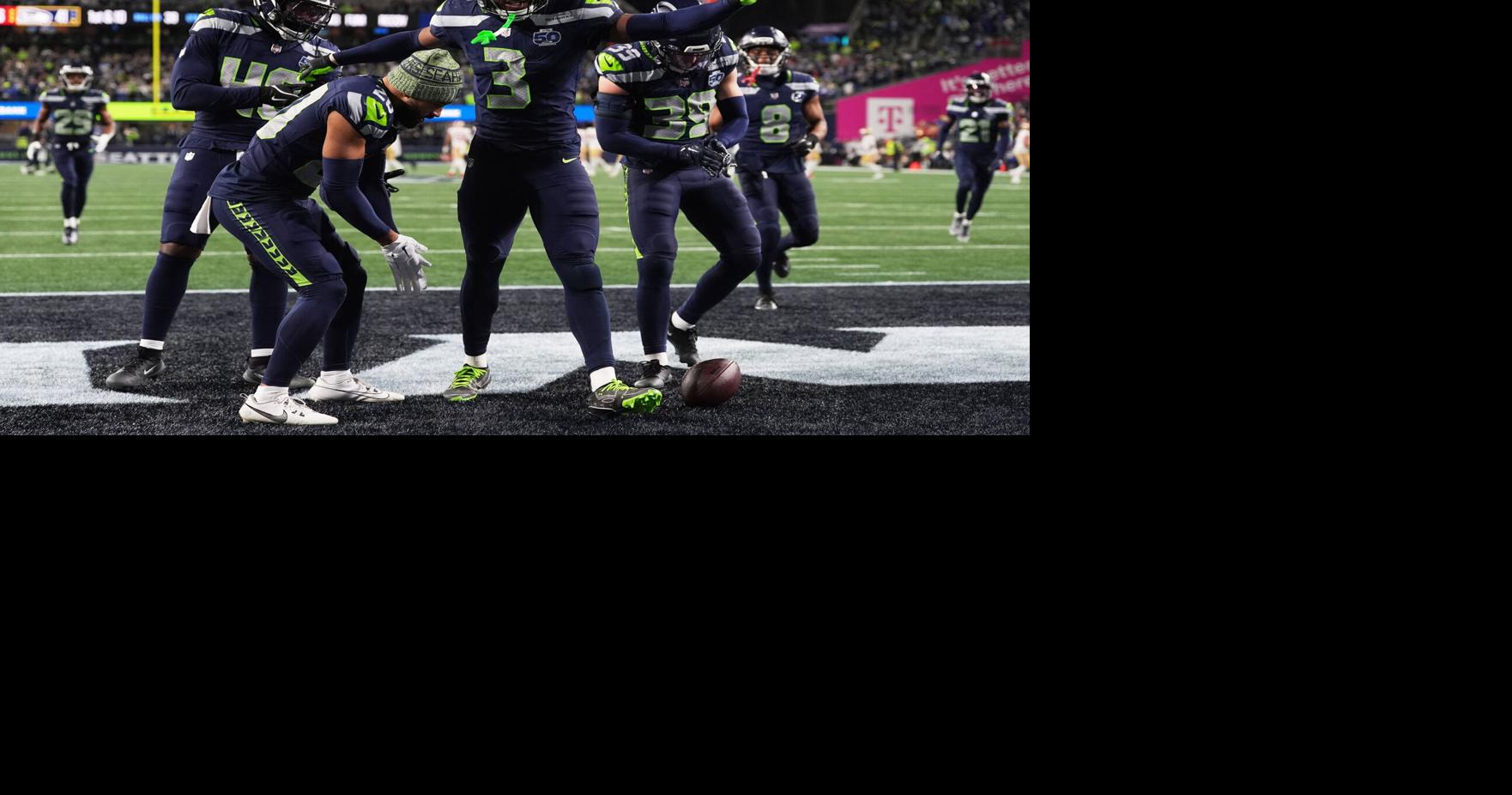 Patriots will face Broncos in the AFC title game. Seahawks will host ...