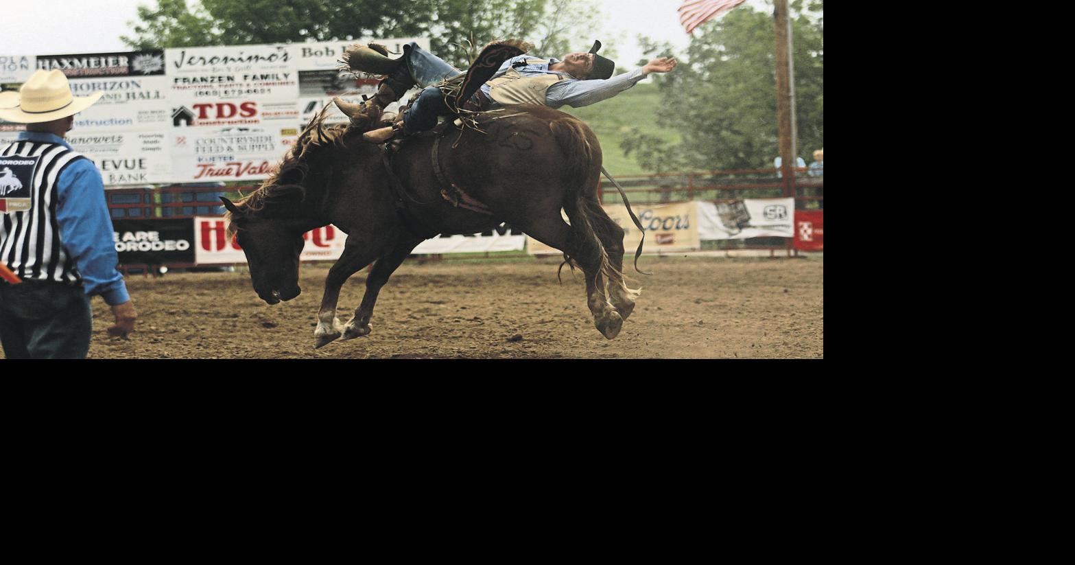 Back in the saddle: Jackson County rodeo returns | Tri-state News ...
