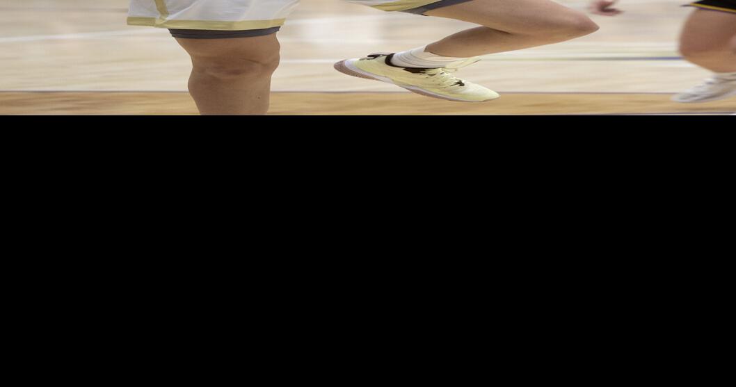 Women's college basketball: Loras beats Knox in NCAA tourney opener ...