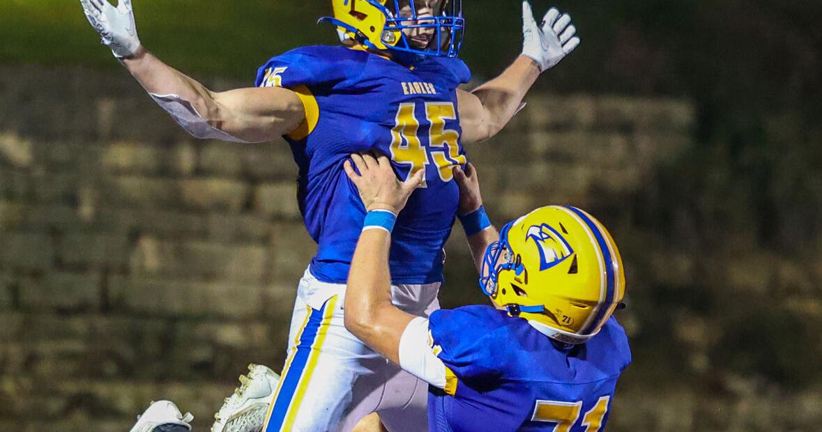 Prep football: Wahlert lands 6 on IFCA all-state 1st team | Local ...