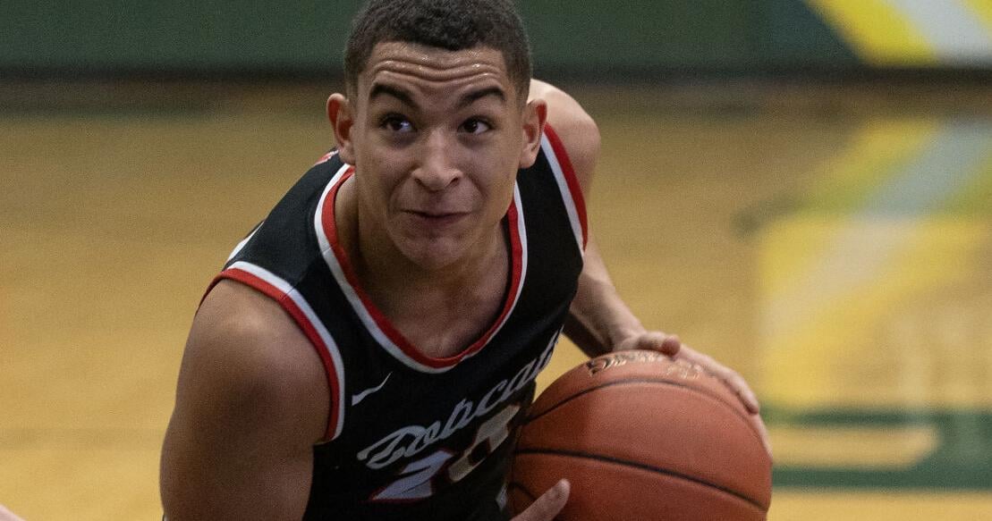 Boys prep basketball: Bobcats hold off late Hempstead rally | Local ...