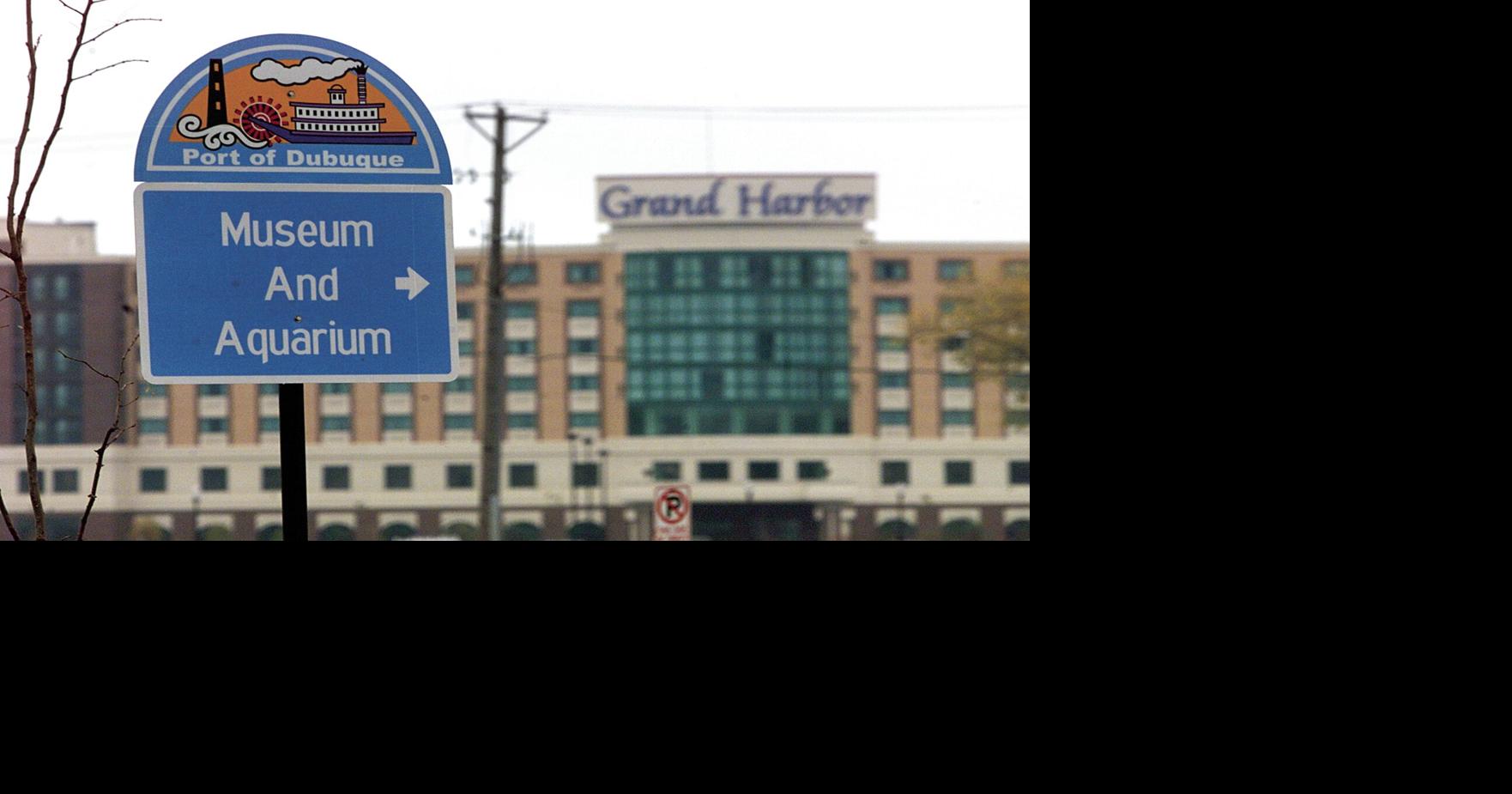Flashback Friday: Dubuque's way-finding signs began to arrive 20 years ...