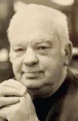 William E. Hurlburt | Obituaries Dubuque | telegraphherald.com