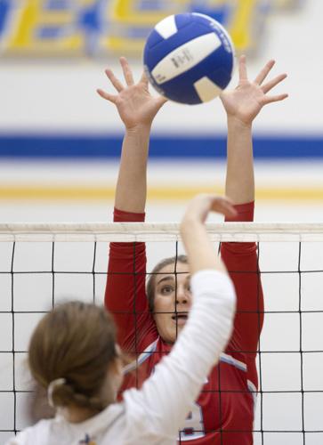 Local & area roundup: Rams finish 2nd at MVC tournament gold pool ...