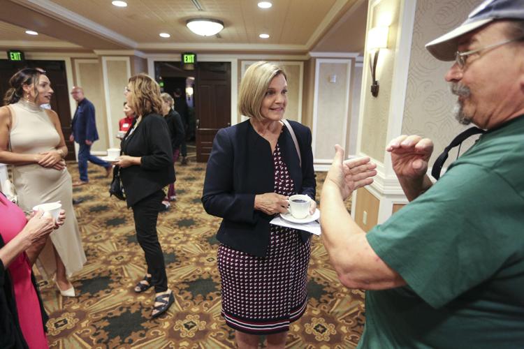 Mathis discusses air service, inflation in Dubuque | Tri-state News ...