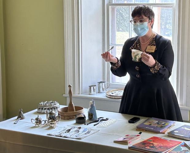 Mothers, daughters enjoy time for tea at historic Dubuque house | Tri ...