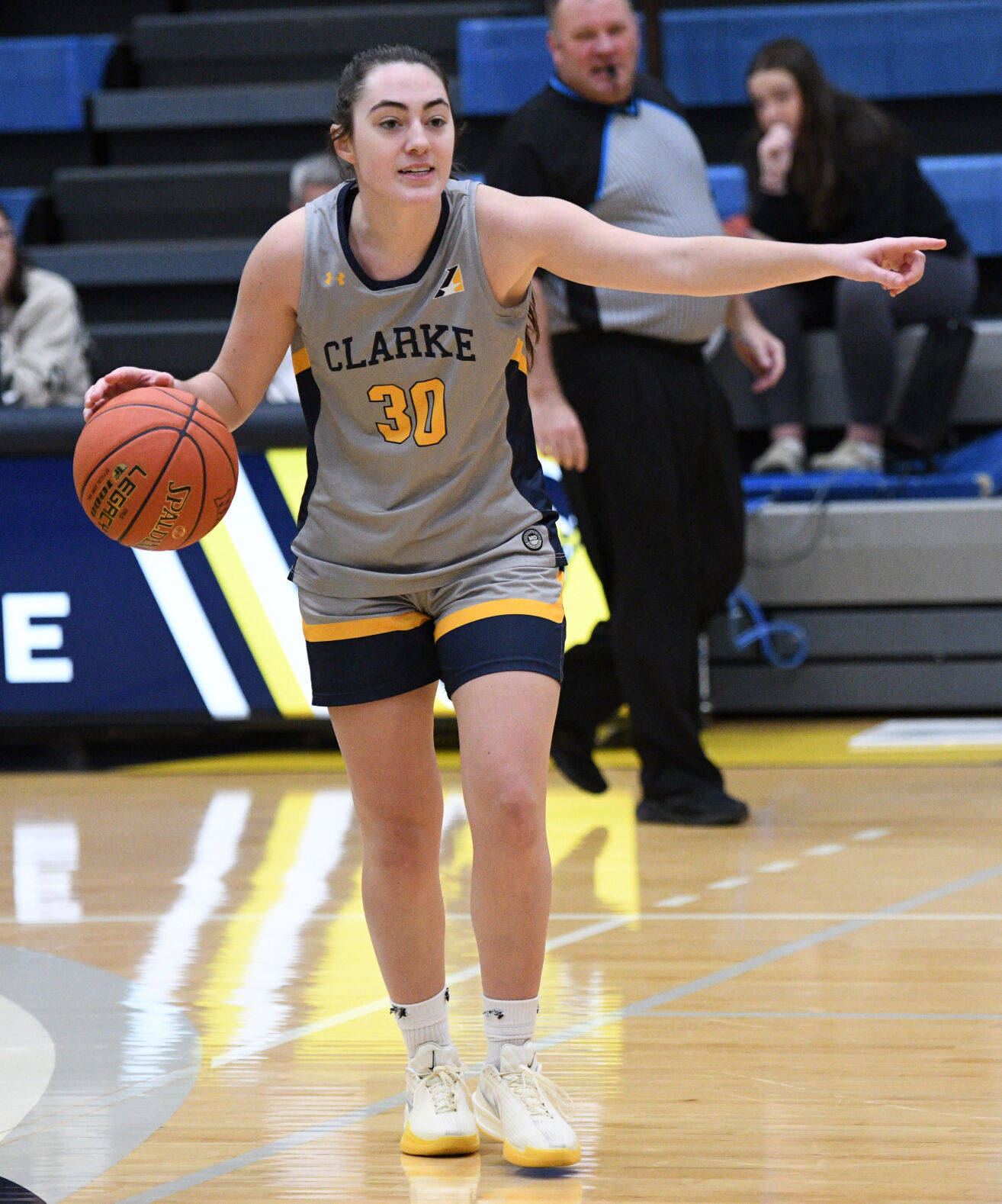College notebook: Clarke's Kennedy shines on both ends of court | Local ...