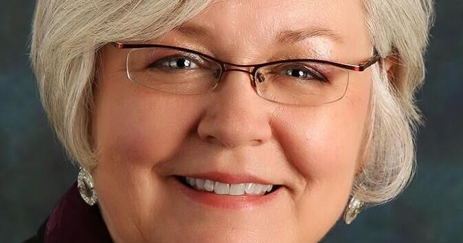 Dubuque County supervisors debate raises for elected officials and ...