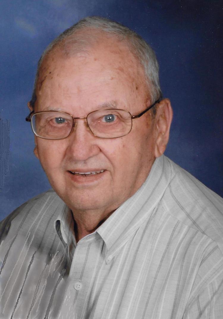 Donald J. Johnson | Obituaries Dubuque | telegraphherald.com